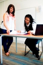 Become an adult literacy tutor | Sunshine Coast Council