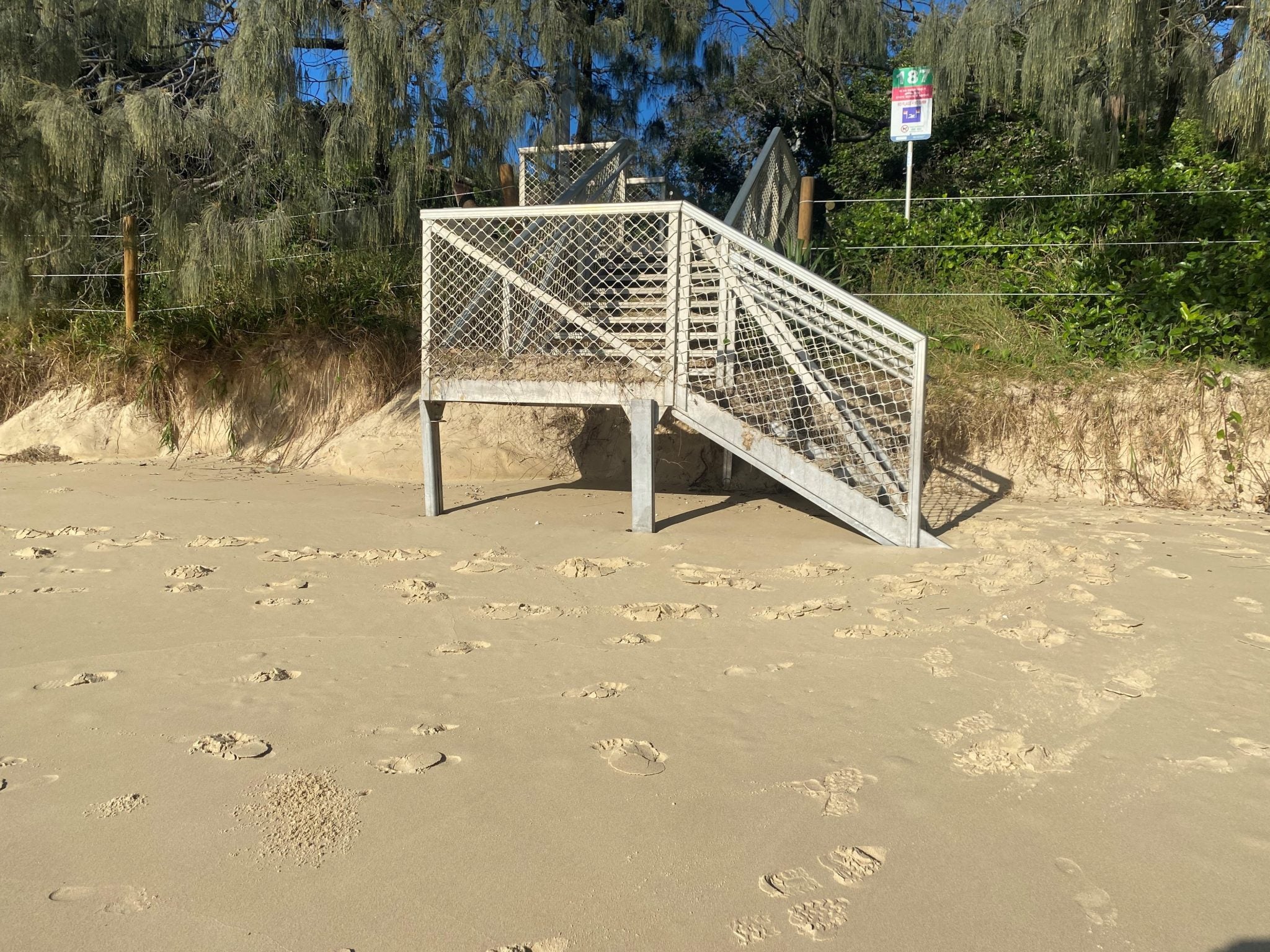 Mooloolaba Beach gets some TLC GS: add spotlight | Sunshine Coast Council