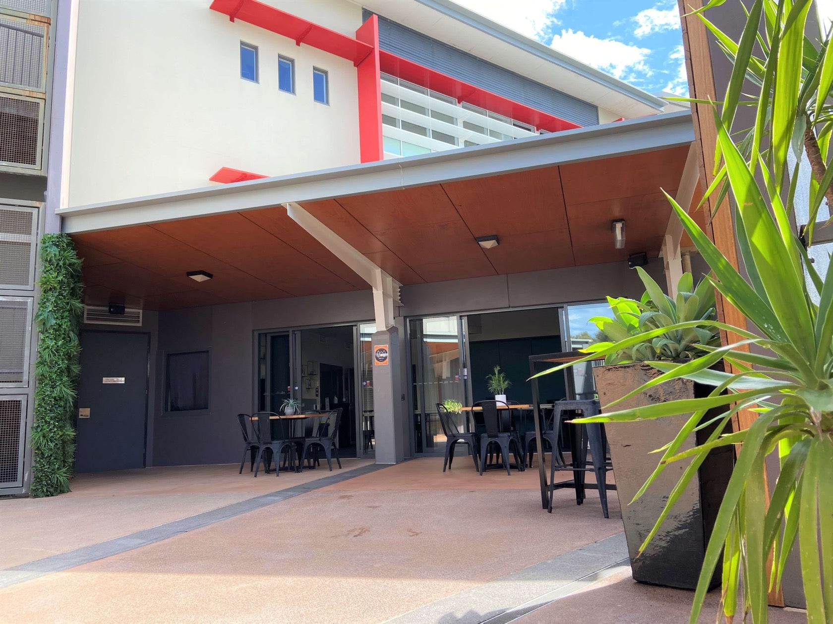 Meeting Room 1 Small Courtyard | Venue 114 | Sunshine Coast Venue ...