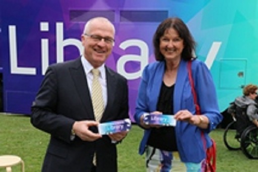 New mobile library service launched | Sunshine Coast Council